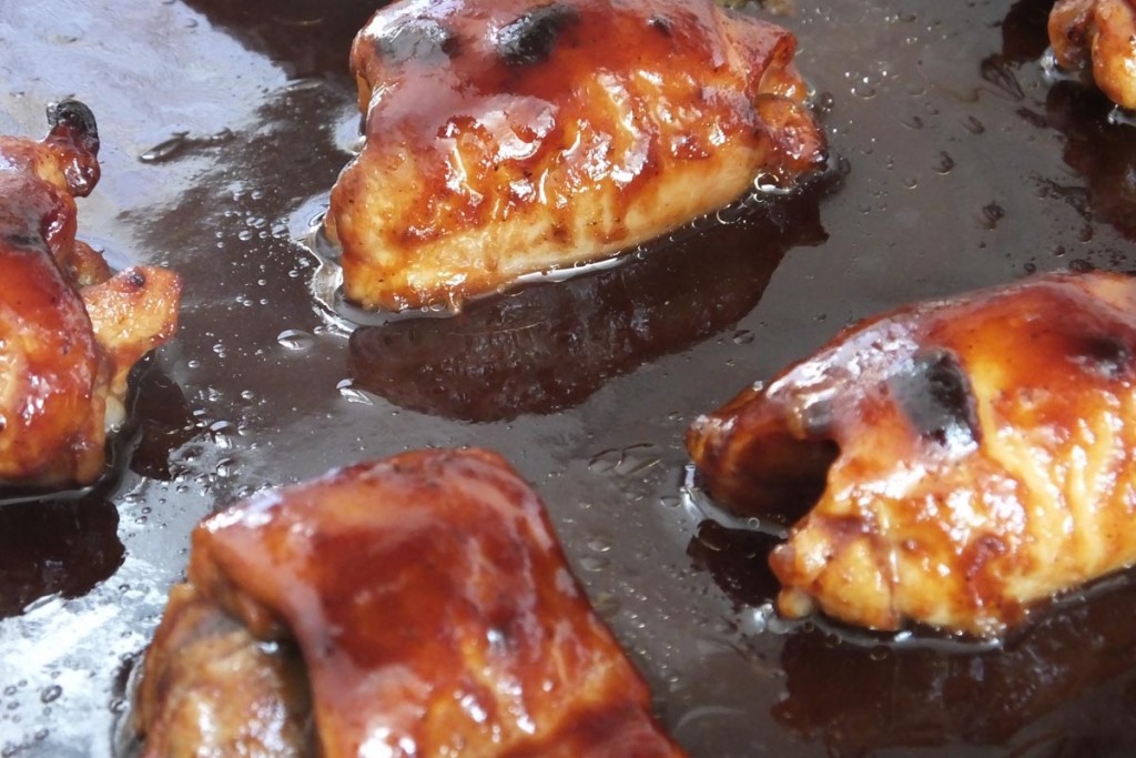 BBQ Glazed Chicken Thighs Recipe - Pikalily Food Blog